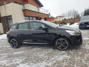 Black Renault Clio 2018 in Pakruojis, with an engine capacity of 0.90 L and mileage of 136 thousand km for 5250 €, photo 11 on AUTOMOTO.COM.LV