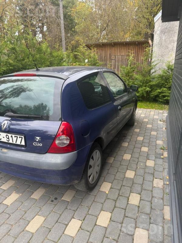 Renault Clio 2004 Jūrmala vietnē Zils Renault Clio 2004 Jūrmala, ar dzinēja tilpumu 1.20 L un nobraukumu 317 tūkst. km par 750 €, foto 7 vietnē AUTOMOTO.COM.LV