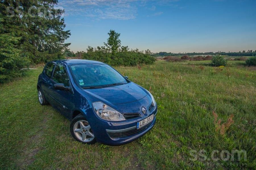 Zils Renault Clio 2007 Rīga, ar dzinēja tilpumu 1.50 L un nobraukumu 270 tūkst. km par 1600 €, foto 5 vietnē AUTOMOTO.COM.LV