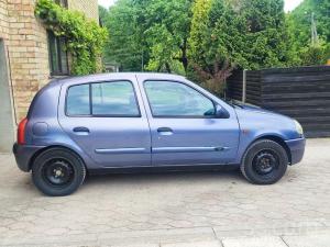 Blue Renault Clio 2000 in Jelgava, with an engine capacity of 1.20 L and mileage of 197 thousand km for 800 €, photo 3 on AUTOMOTO.COM.LV