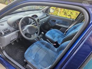 Blue Renault Clio 2000 in Vilkaviskis, with an engine capacity of 1.10 L and mileage of 299 thousand km for 750 €, photo 6 on AUTOMOTO.COM.LV