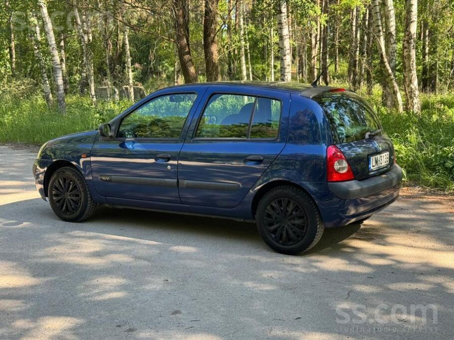 Zils Renault Clio 2001 Rīga, ar dzinēja tilpumu 1.30 L un nobraukumu 0 tūkst. km par 1499 €, foto 4 vietnē AUTOMOTO.COM.LV