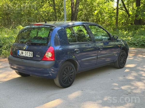 Zils Renault Clio 2001 Rīga, ar dzinēja tilpumu 1.30 L un nobraukumu 0 tūkst. km par 1499 €, foto 5 vietnē AUTOMOTO.COM.LV