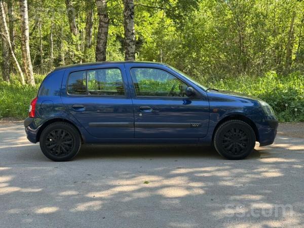 Zils Renault Clio 2001 Rīga, ar dzinēja tilpumu 1.30 L un nobraukumu 0 tūkst. km par 1499 €, foto 6 vietnē AUTOMOTO.COM.LV
