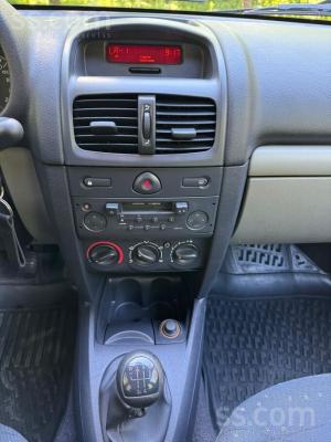 Zils Renault Clio 2001 Rīga, ar dzinēja tilpumu 1.30 L un nobraukumu 0 tūkst. km par 1499 €, foto 15 vietnē AUTOMOTO.COM.LV