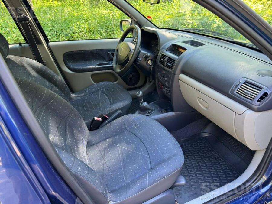 Zils Renault Clio 2001 Rīga, ar dzinēja tilpumu 1.30 L un nobraukumu 0 tūkst. km par 1499 €, foto 17 vietnē AUTOMOTO.COM.LV