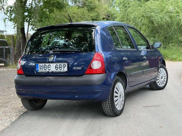Blue Renault Clio 2001 in Vilnius, with an engine capacity of 1.15 L and mileage of 211 thousand km for 1150 €, photo 4 on AUTOMOTO.COM.LV