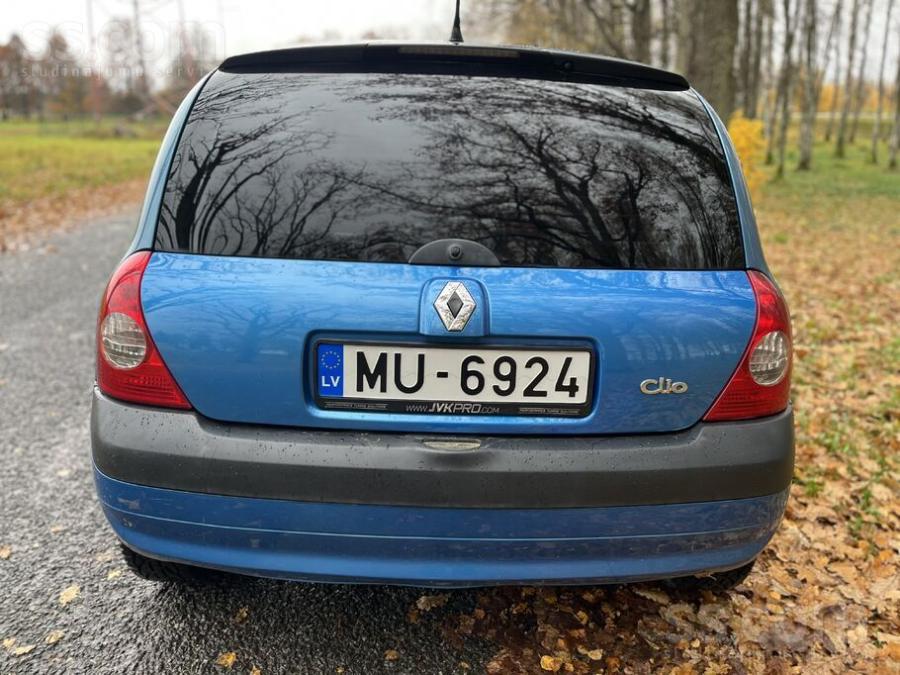 Zils Renault Clio 2003 Valmiera, ar dzinēja tilpumu 1.20 L un nobraukumu 202 tūkst. km par 1220 €, foto 4 vietnē AUTOMOTO.COM.LV