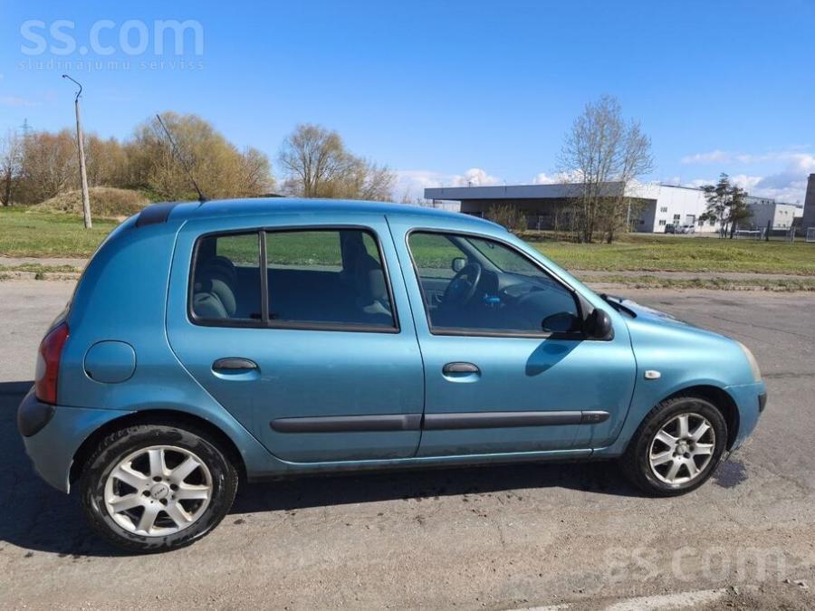 Blue Renault Clio 2004 in Riga, with an engine capacity of 1.20 L and mileage of 251 thousand km for 900 €, photo 3 on AUTOMOTO.COM.LV