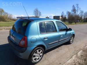 Blue Renault Clio 2004 in Riga, with an engine capacity of 1.20 L and mileage of 251 thousand km for 900 €, photo 4 on AUTOMOTO.COM.LV