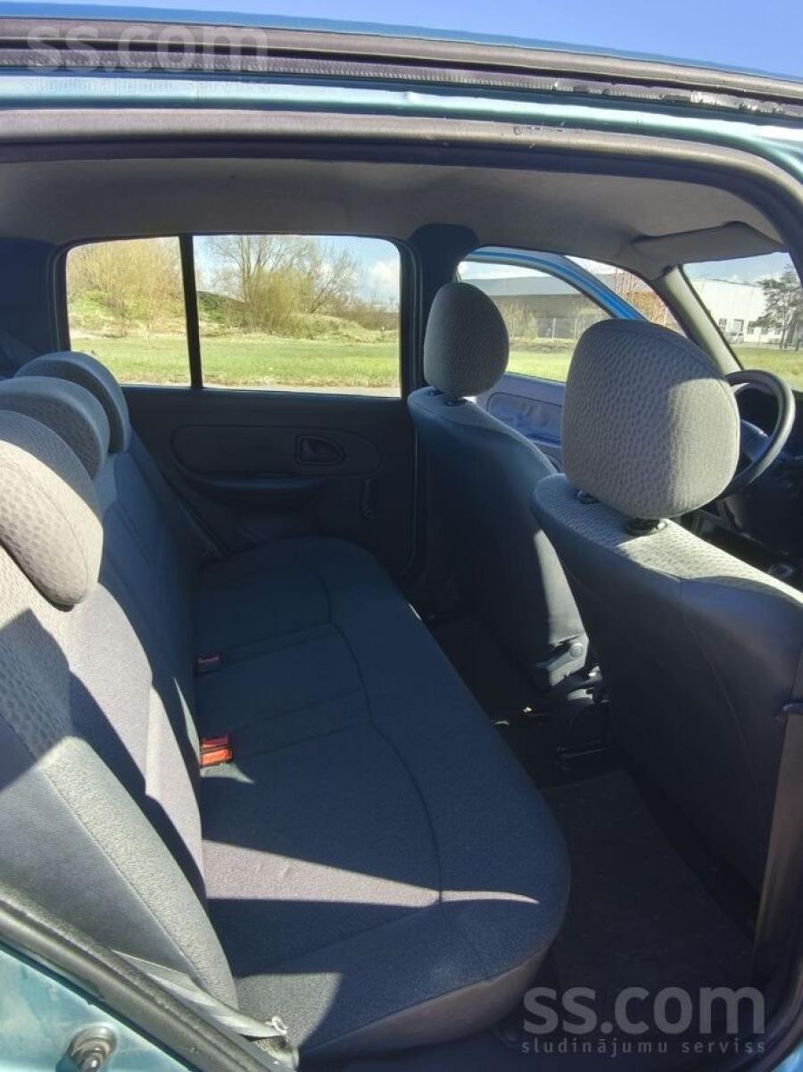 Blue Renault Clio 2004 in Riga, with an engine capacity of 1.20 L and mileage of 251 thousand km for 900 €, photo 9 on AUTOMOTO.COM.LV