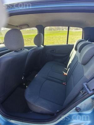 Blue Renault Clio 2004 in Riga, with an engine capacity of 1.20 L and mileage of 251 thousand km for 900 €, photo 10 on AUTOMOTO.COM.LV
