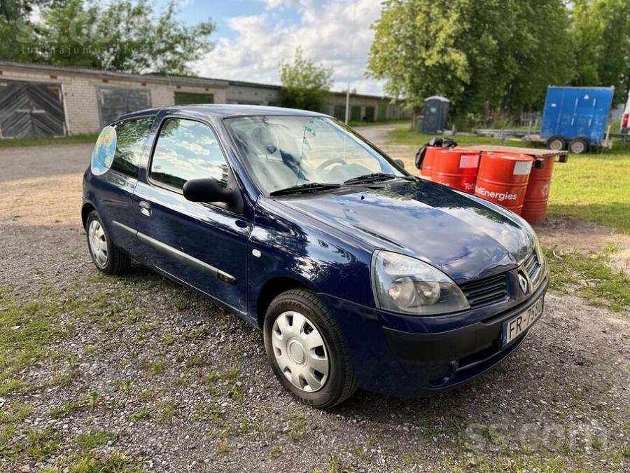 Blue Renault Clio 2005 in Riga, with an engine capacity of 1.20 L and mileage of 204 thousand km for 1200 €, photo 2 on AUTOMOTO.COM.LV