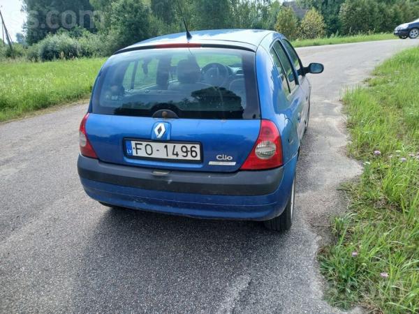 Blue Renault Clio 2005 in Limbazi, with an engine capacity of 1.20 L and mileage of 300 thousand km for 700 €, photo 2 on AUTOMOTO.COM.LV