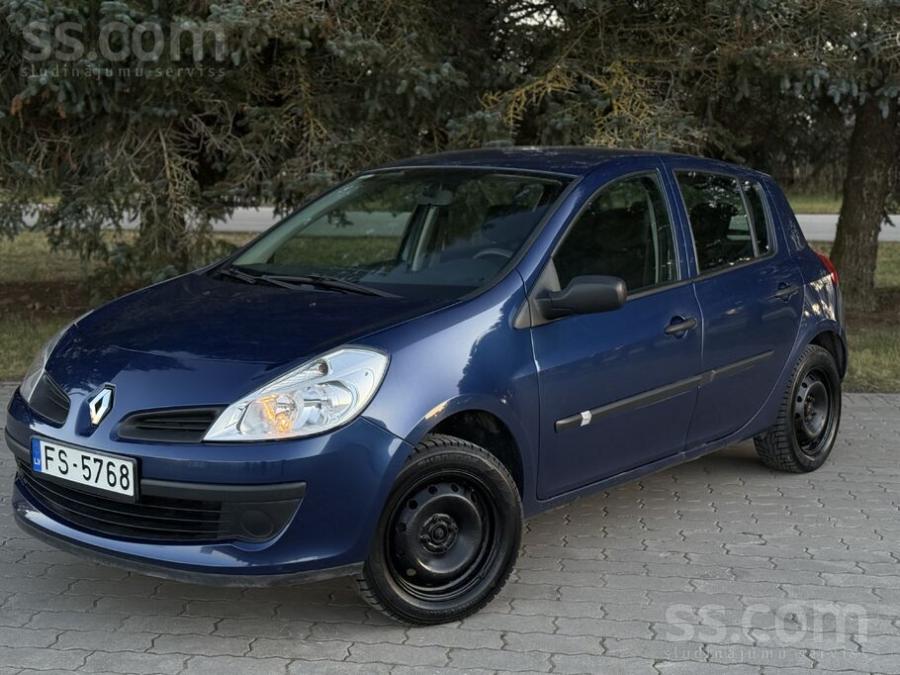 Zils Renault Clio 2006 Jelgava, ar dzinēja tilpumu 1.20 L un nobraukumu 129 tūkst. km par 1450 €, foto 1 vietnē AUTOMOTO.COM.LV