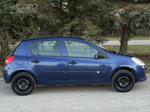 Zils Renault Clio 2006 Jelgava, ar dzinēja tilpumu 1.20 L un nobraukumu 129 tūkst. km par 1450 €, foto 3 vietnē AUTOMOTO.COM.LV