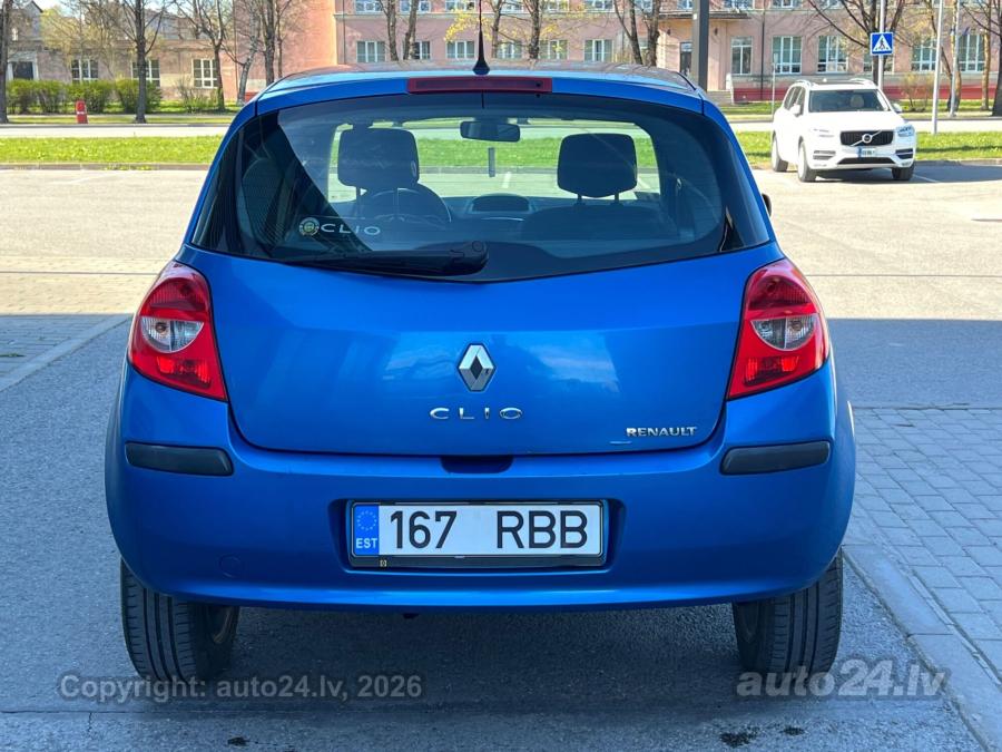 Zils Renault Clio 2006 Narva, ar dzinēja tilpumu 1.10 L un nobraukumu 169 tūkst. km par 1499 €, foto 4 vietnē AUTOMOTO.COM.LV