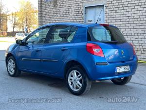 Zils Renault Clio 2006 Narva, ar dzinēja tilpumu 1.10 L un nobraukumu 169 tūkst. km par 1499 €, foto 15 vietnē AUTOMOTO.COM.LV