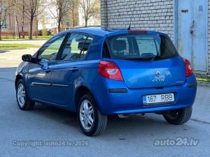 Zils Renault Clio 2006 Narva, ar dzinēja tilpumu 1.10 L un nobraukumu 169 tūkst. km par 1499 €, foto 16 vietnē AUTOMOTO.COM.LV