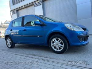 Zils Renault Clio 2006 Narva, ar dzinēja tilpumu 1.10 L un nobraukumu 169 tūkst. km par 1499 €, foto 21 vietnē AUTOMOTO.COM.LV