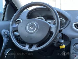 Zils Renault Clio 2006 Narva, ar dzinēja tilpumu 1.10 L un nobraukumu 169 tūkst. km par 1499 €, foto 25 vietnē AUTOMOTO.COM.LV