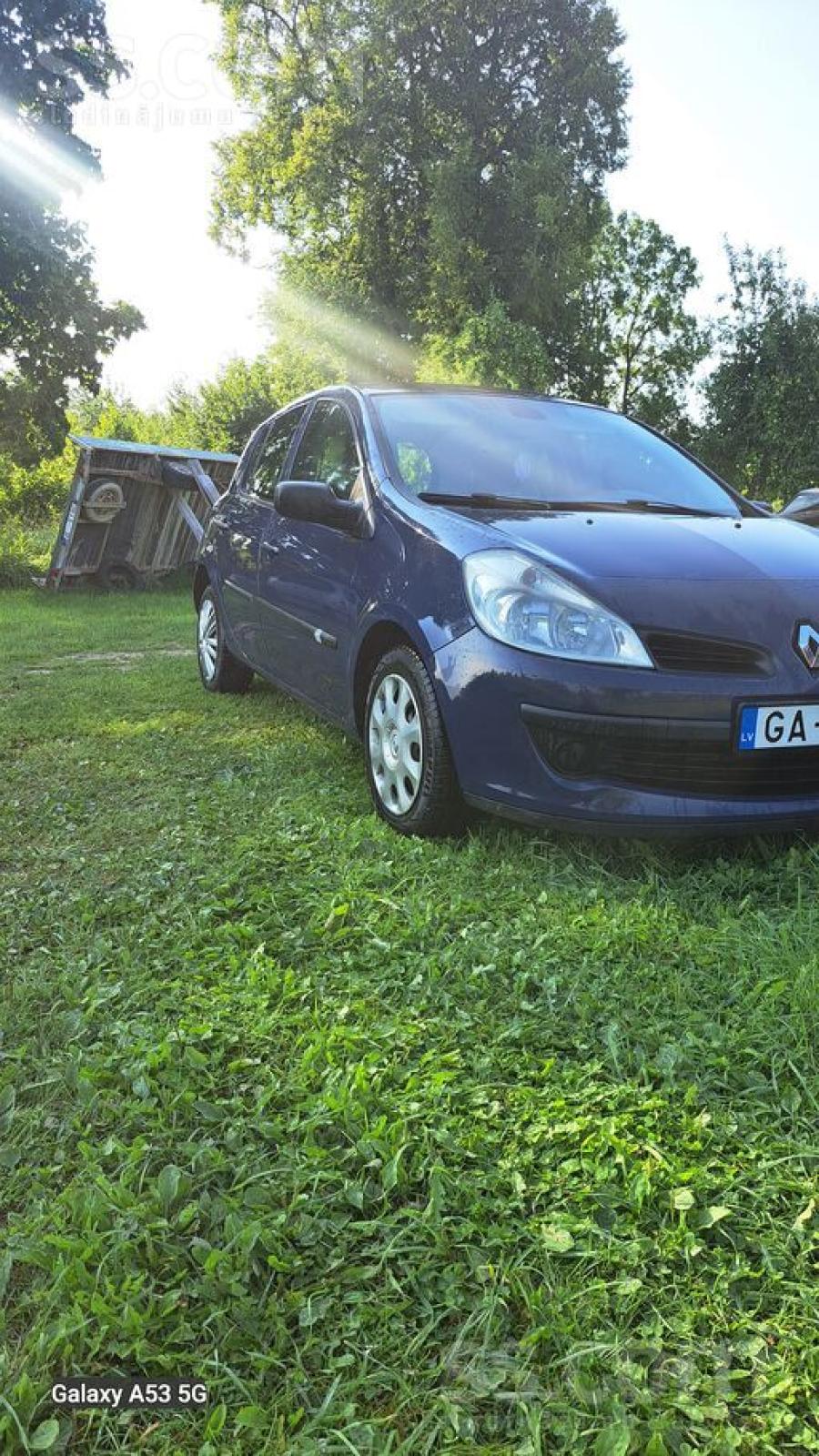Zils Renault Clio 2006 Talsi, ar dzinēja tilpumu 1.50 L un nobraukumu 278 tūkst. km par 1299 €, foto 6 vietnē AUTOMOTO.COM.LV