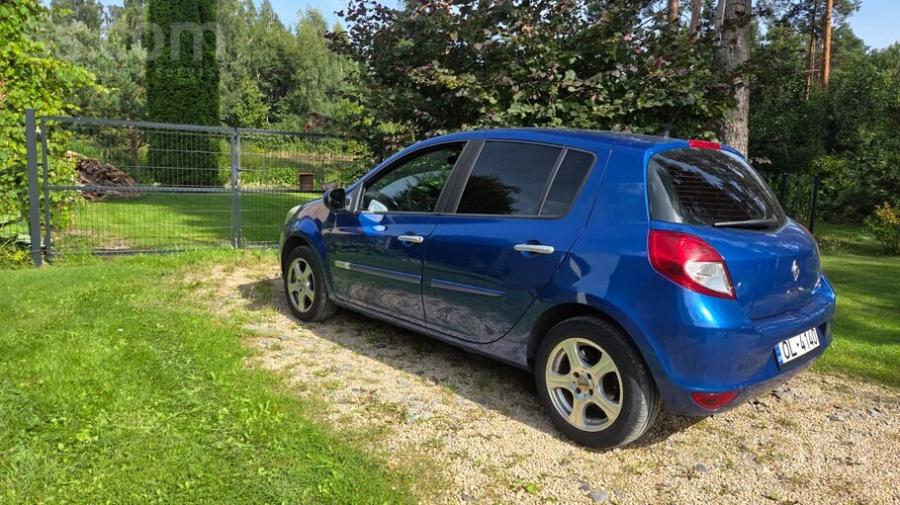 Blue Renault Clio 2011 in Jelgava, with an engine capacity of 1.20 L and mileage of 185 thousand km for 3800 €, photo 4 on AUTOMOTO.COM.LV