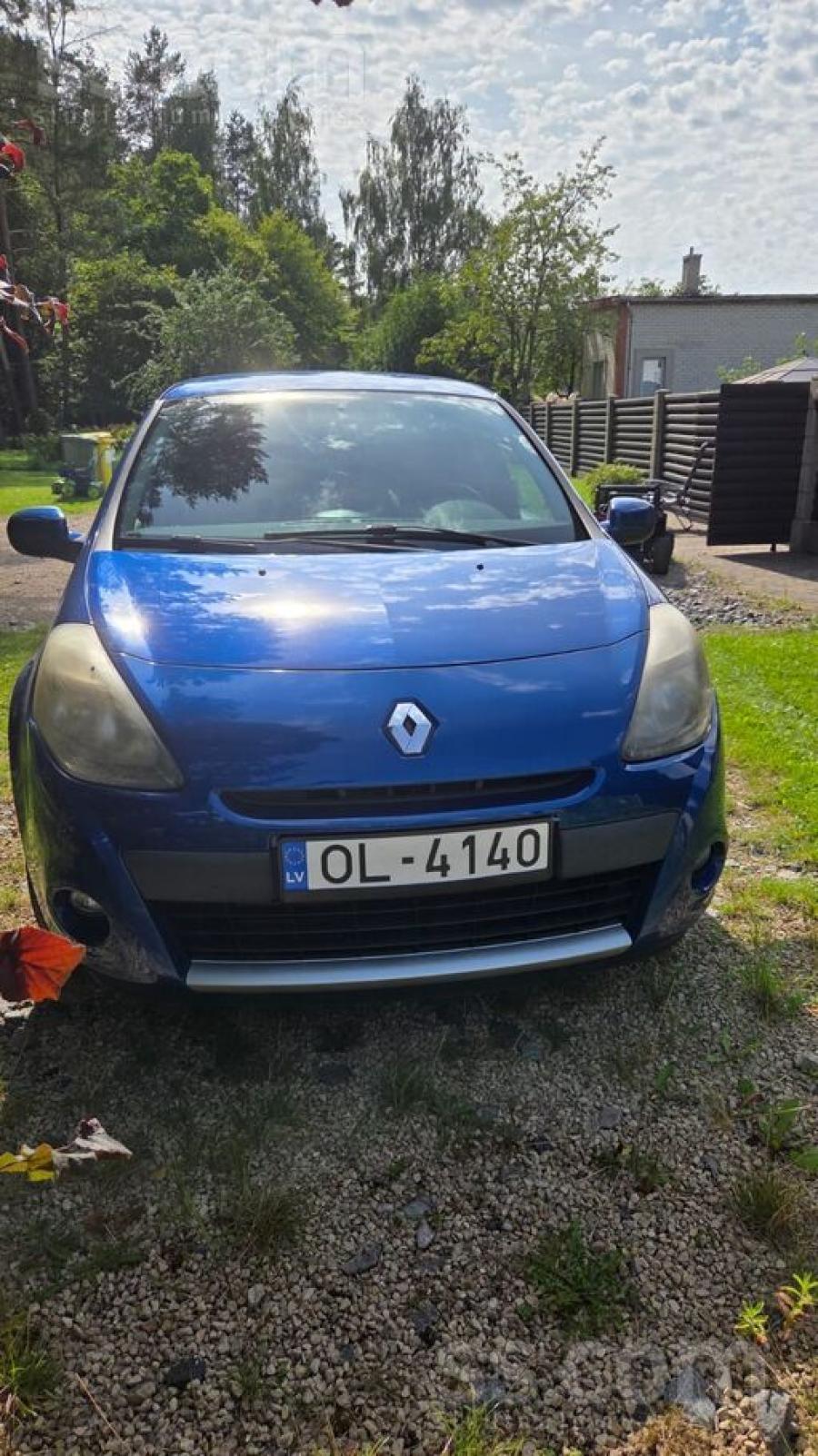 Blue Renault Clio 2011 in Jelgava, with an engine capacity of 1.20 L and mileage of 185 thousand km for 3800 €, photo 5 on AUTOMOTO.COM.LV
