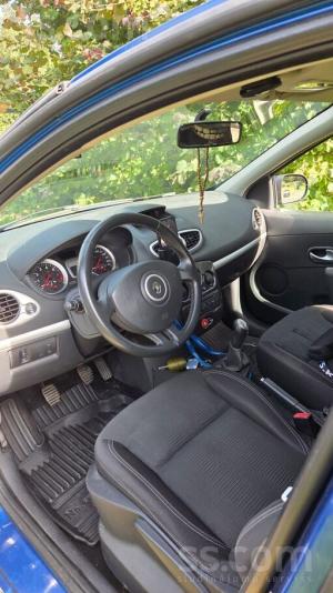 Blue Renault Clio 2011 in Jelgava, with an engine capacity of 1.20 L and mileage of 185 thousand km for 3800 €, photo 6 on AUTOMOTO.COM.LV