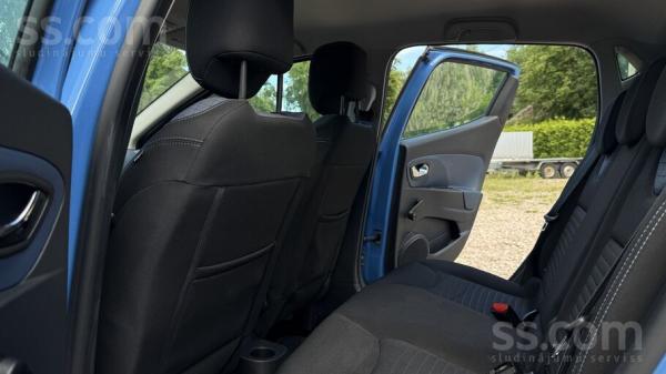 Zils Renault Clio 2014 Jelgava, ar dzinēja tilpumu 0.90 L un nobraukumu 175 tūkst. km par 5490 €, foto 10 vietnē AUTOMOTO.COM.LV