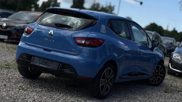 Blue Renault Clio 2014 in Jelgava, with an engine capacity of 0.90 L and mileage of 175 thousand km for 5490 €, photo 3 on AUTOMOTO.COM.LV