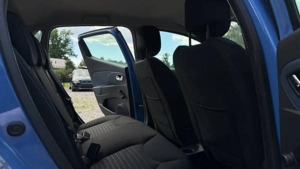 Blue Renault Clio 2014 in Jelgava, with an engine capacity of 0.90 L and mileage of 175 thousand km for 5490 €, photo 9 on AUTOMOTO.COM.LV