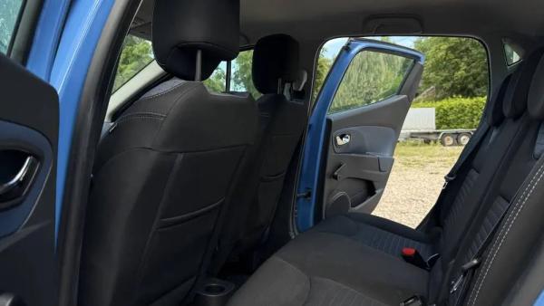 Blue Renault Clio 2014 in Jelgava, with an engine capacity of 0.90 L and mileage of 175 thousand km for 5490 €, photo 10 on AUTOMOTO.COM.LV