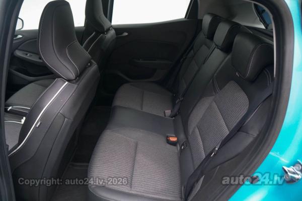 Zils Renault Clio 2020 Tallina, ar dzinēja tilpumu 1.60 L un nobraukumu 84 tūkst. km par 10990 €, foto 11 vietnē AUTOMOTO.COM.LV