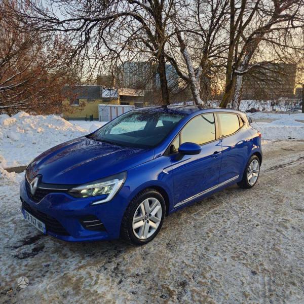Blue Renault Clio 2021 in Vilnius, with an engine capacity of 1.60 L and mileage of 24 thousand km for 13000 €, photo 1 on AUTOMOTO.COM.LV