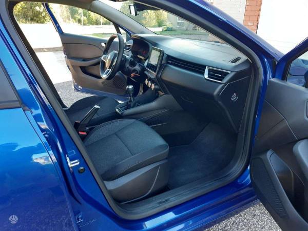 Blue Renault Clio 2021 in Anyksciai, with an engine capacity of 1.00 L and mileage of 72 thousand km for 8888 €, photo 9 on AUTOMOTO.COM.LV