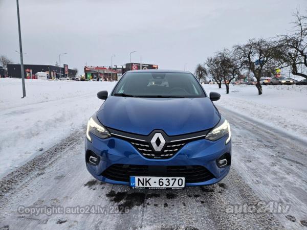 Blue Renault Clio 2022 in Riga, with an engine capacity of 1.60 L and mileage of 69 thousand km for 15000 €, photo 1 on AUTOMOTO.COM.LV