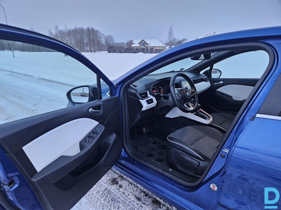 Zils Renault Clio 2022 Rīga, ar dzinēja tilpumu 1.60 L un nobraukumu 74 tūkst. km par 13500 €, foto 8 vietnē AUTOMOTO.COM.LV