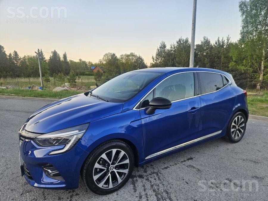 Zils Renault Clio 2022 Rīga, ar dzinēja tilpumu 1.60 L un nobraukumu 76 tūkst. km par 12500 €, foto 4 vietnē AUTOMOTO.COM.LV