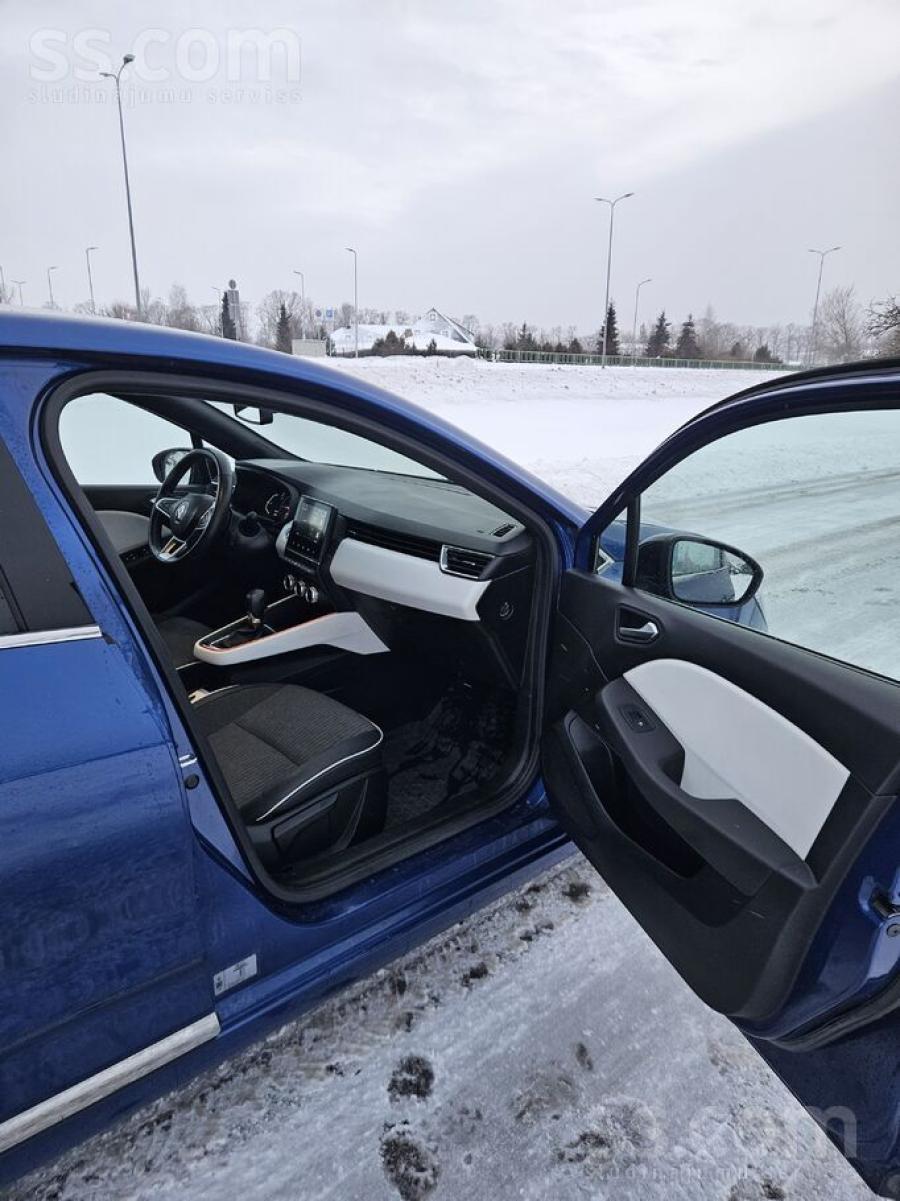 Zils Renault Clio 2022 Rīga, ar dzinēja tilpumu 1.60 L un nobraukumu 76 tūkst. km par 12500 €, foto 6 vietnē AUTOMOTO.COM.LV