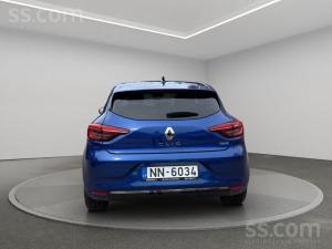 Blue Renault Clio 2023 in Riga, with an engine capacity of 1.60 L and mileage of 67 thousand km for 13495 €, photo 6 on AUTOMOTO.COM.LV