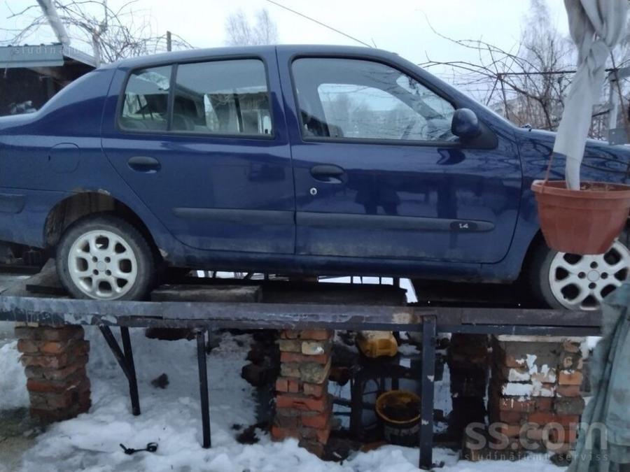 Blue Renault Clio 2005 in Riga, with an engine capacity of 1.40 L and mileage of 187 thousand km for 750 €, photo 3 on AUTOMOTO.COM.LV