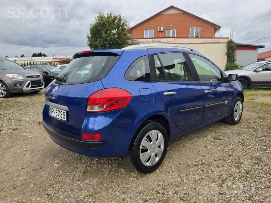 Zils Renault Clio 2008 Rēzekne, ar dzinēja tilpumu 1.50 L un nobraukumu 0 tūkst. km par 2300 €, foto 7 vietnē AUTOMOTO.COM.LV