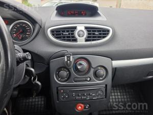 Zils Renault Clio 2008 Rēzekne, ar dzinēja tilpumu 1.50 L un nobraukumu 0 tūkst. km par 2300 €, foto 13 vietnē AUTOMOTO.COM.LV