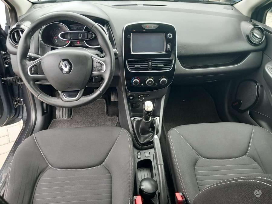 Zils Renault Clio 2017 Tauragė, ar dzinēja tilpumu 1.46 L un nobraukumu 313 tūkst. km par 3900 €, foto 9 vietnē AUTOMOTO.COM.LV