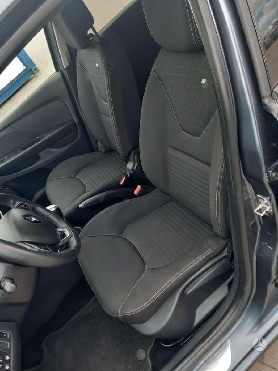 Zils Renault Clio 2017 Tauragė, ar dzinēja tilpumu 1.46 L un nobraukumu 313 tūkst. km par 3900 €, foto 10 vietnē AUTOMOTO.COM.LV