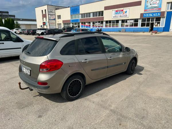 Brown Renault Clio 2010 in Marupe, with an engine capacity of 1.50 L and mileage of 280 thousand km for 1500 €, photo 4 on AUTOMOTO.COM.LV