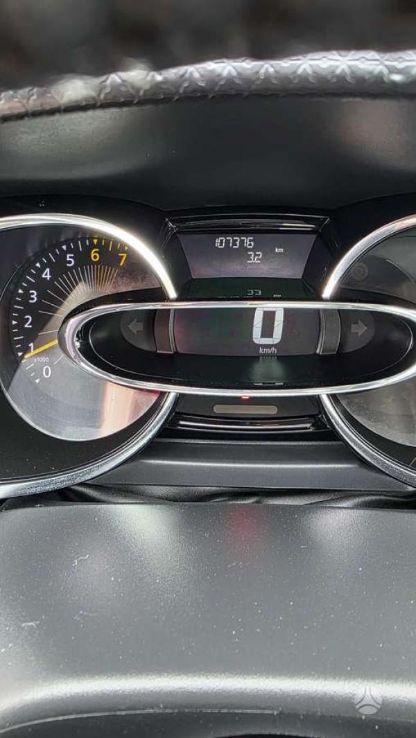 Brown Renault Clio 2014 in Kelme, with an engine capacity of 0.90 L and mileage of 107 thousand km for 4490 €, photo 8 on AUTOMOTO.COM.LV