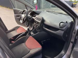 Brūns Renault Clio 2016 Šauļi, ar dzinēja tilpumu 1.15 L un nobraukumu 200 tūkst. km par 2650 €, foto 14 vietnē AUTOMOTO.COM.LV