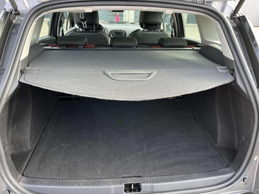 Brūns Renault Clio 2016 Šauļi, ar dzinēja tilpumu 1.15 L un nobraukumu 200 tūkst. km par 2650 €, foto 18 vietnē AUTOMOTO.COM.LV